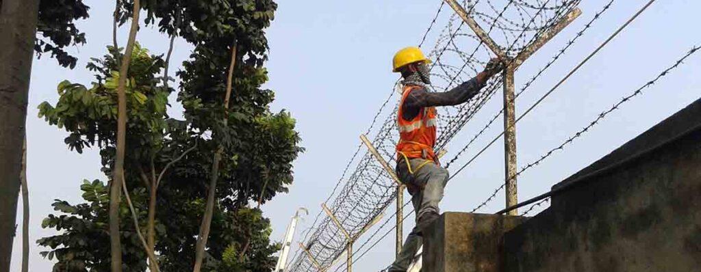 Common Mistakes to Avoid During Razor Wire Installation | Expert Guide